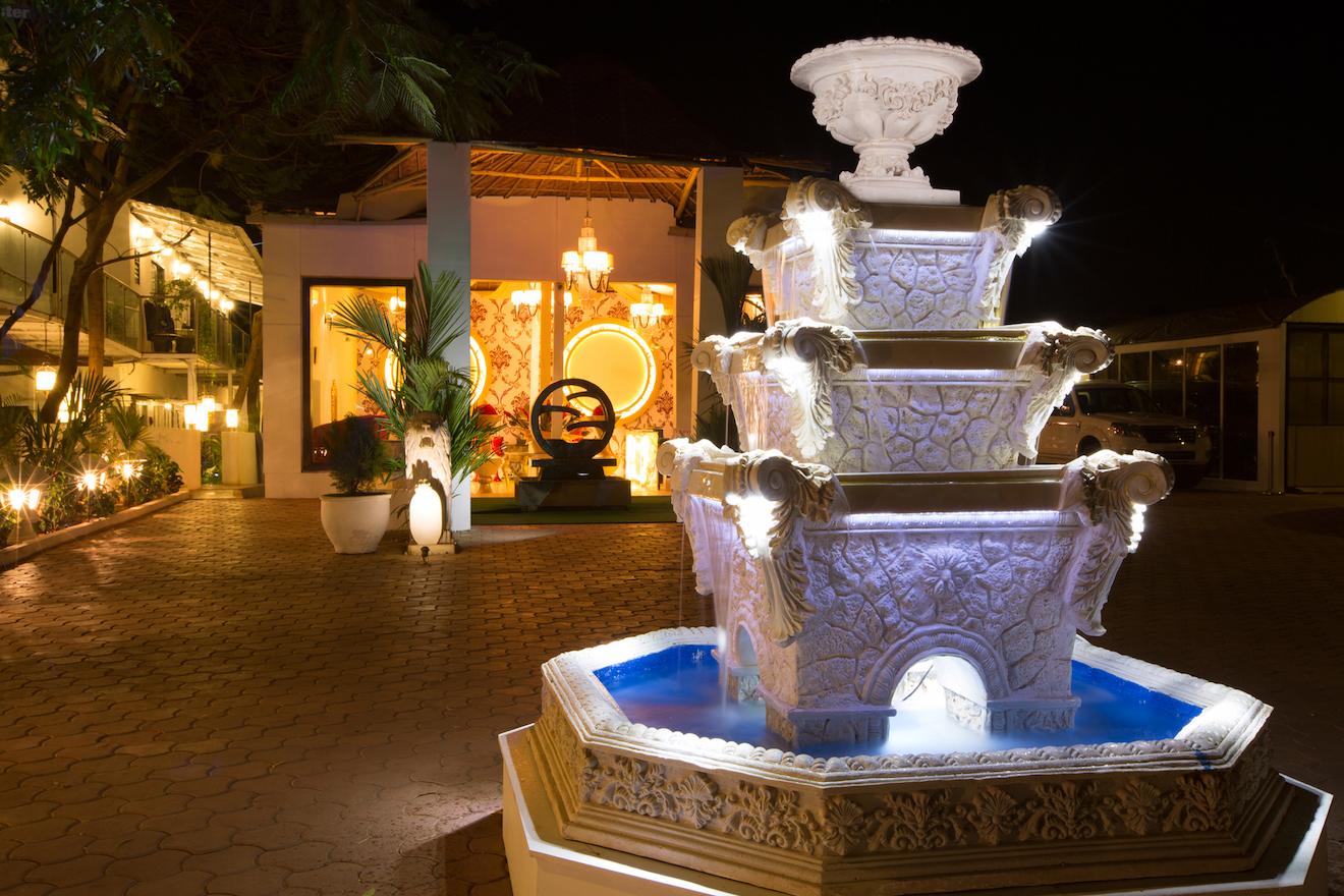 Check out the virtual tour of Arpora Night Market on your North Goa ...